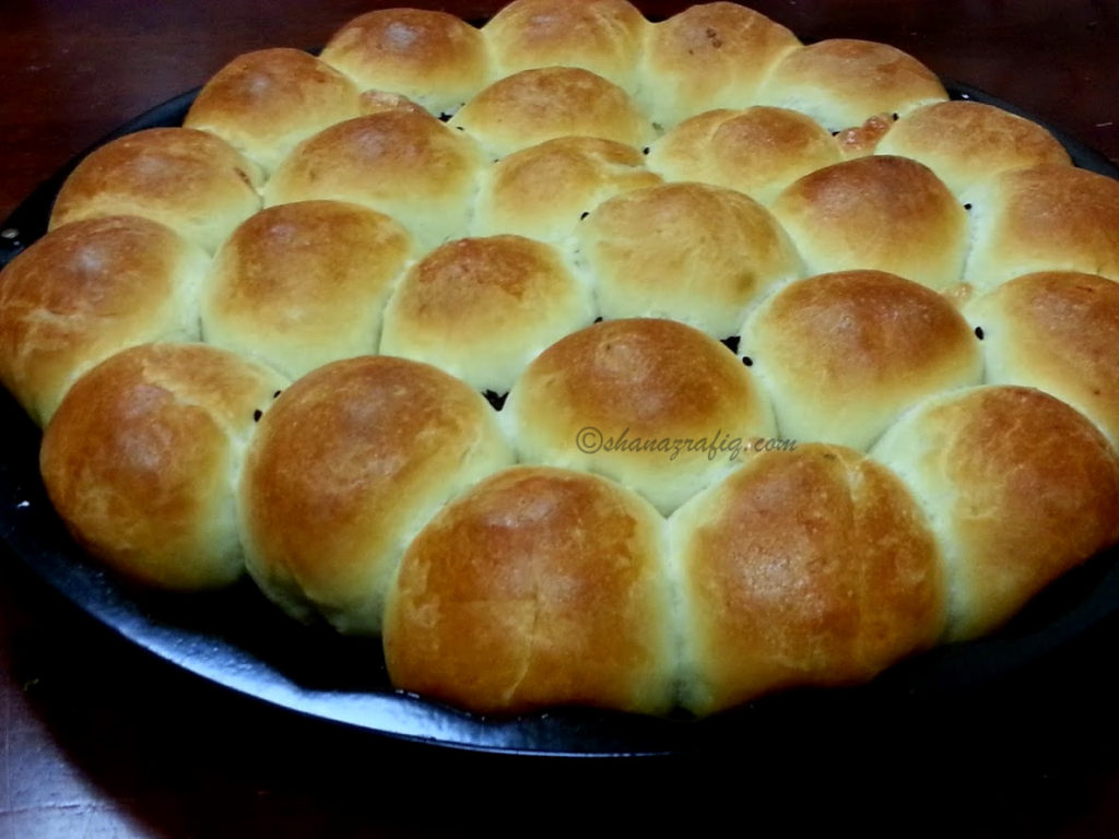 Mini Cheese buns - Breads - Shanaz Rafiq Recipes - Shanaz Rafiq Recipes