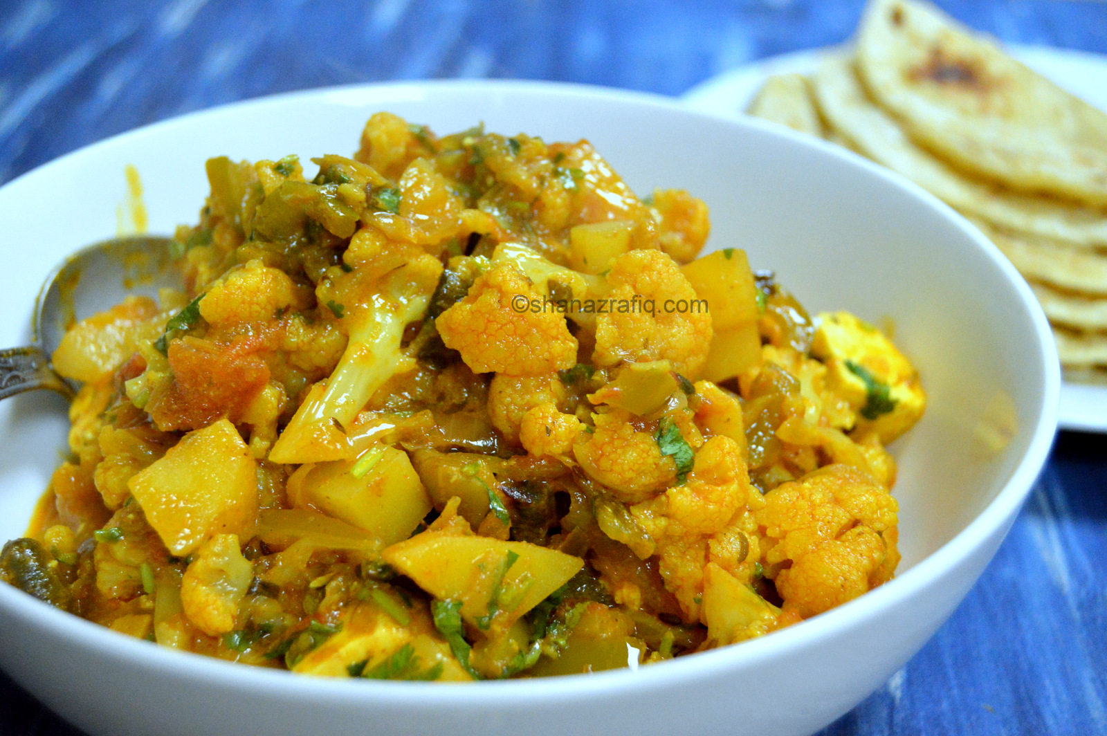 Aloo Gobhi | Potato and Cauliflower Curry - Shanaz Rafiq Recipes