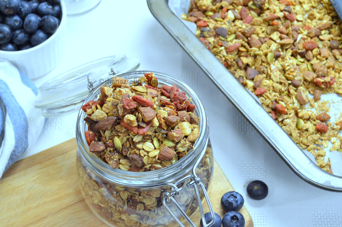 Granola with Almonds and Goji Berries - Shanaz Rafiq Recipes