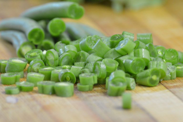 South Indian Style Green Beans Tadka - Shanaz Rafiq Recipes