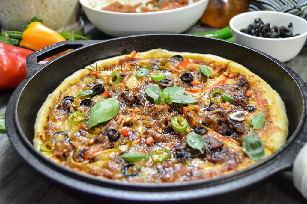 Barbeque Chicken Pizza - Shanaz Rafiq Recipes